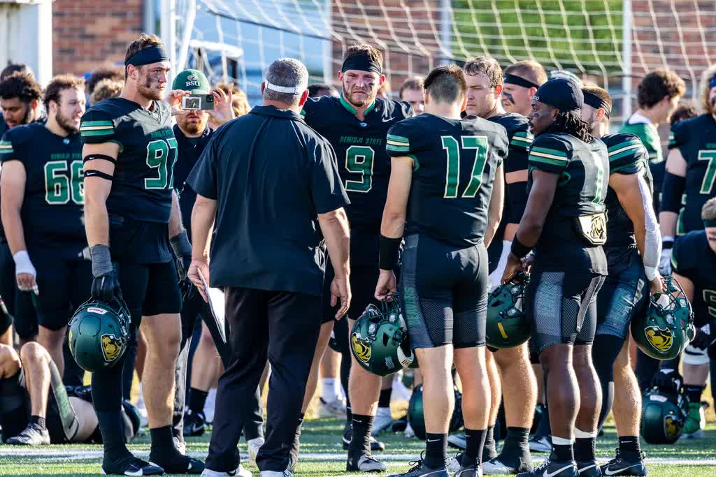 Football Opens at Michigan Tech – The Beaver Radio Network